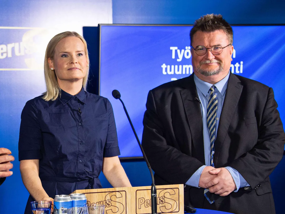 Ex-puoluesihteeri julkaisi kirjeensä Riikka Purralle: ”Kentällä muhii ...